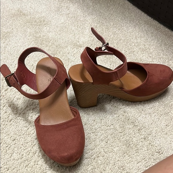 Universal Thread | Shoes | Universal Thread Red Platform Shoes | Poshmark